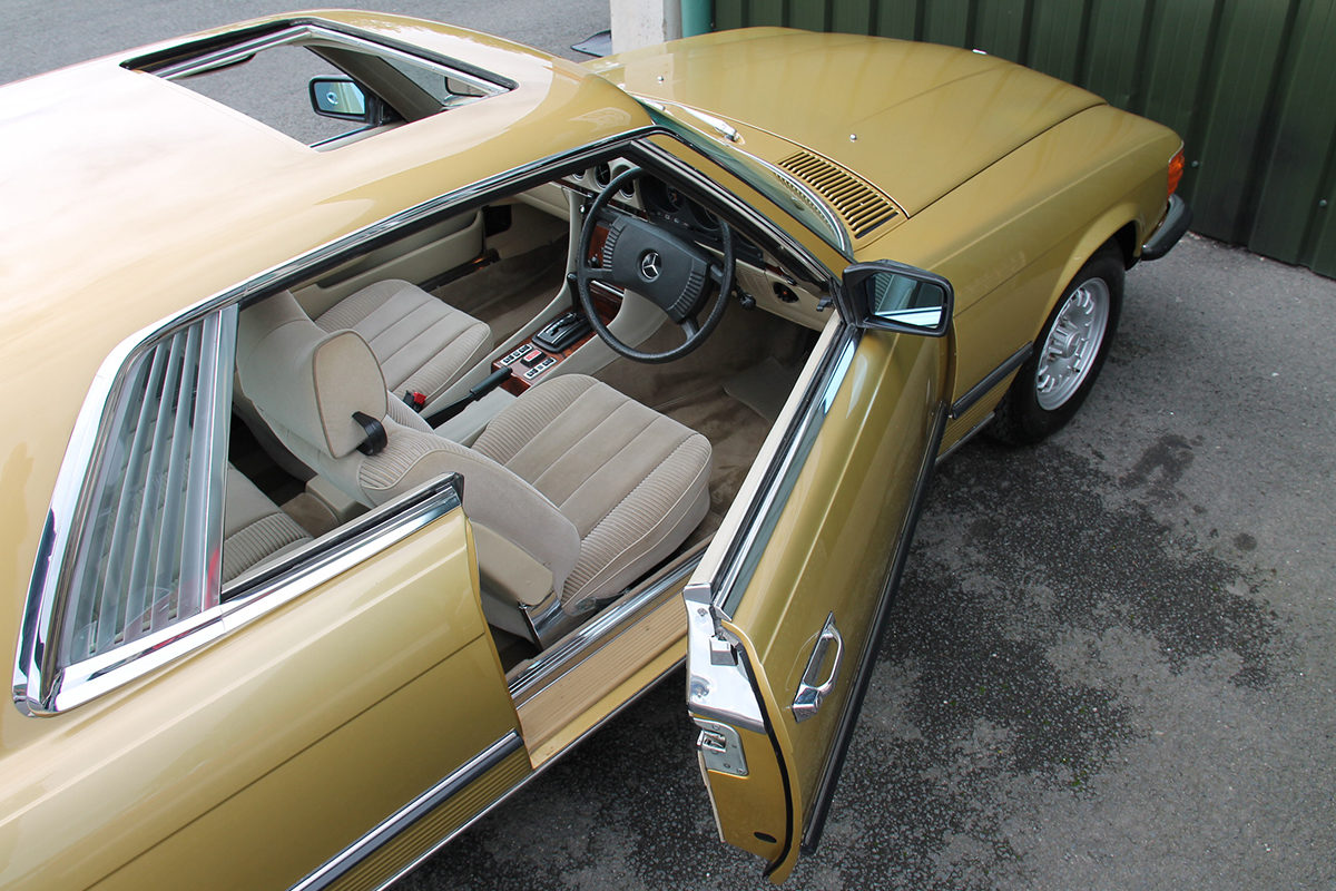 1978 Mercedes-Benz 450SLC (R107) #2176 Icon Gold with Beige Velour ...