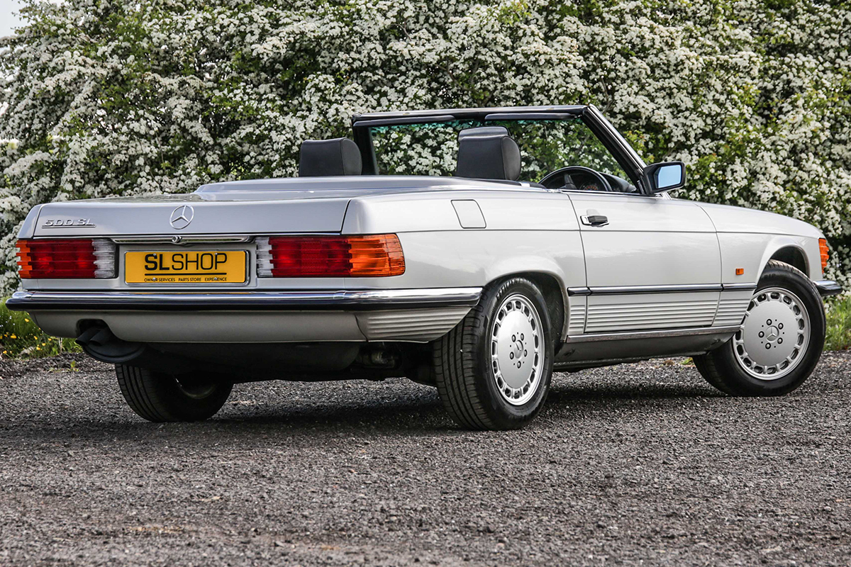 1989 Mercedes-Benz 500SL (R107) #0000 6,500 Miles Astral Silver with ...