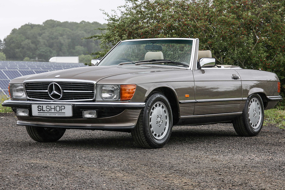 1989 Mercedes-Benz 300SL (R107) #2228 Impala Brown with Beige Leather ...