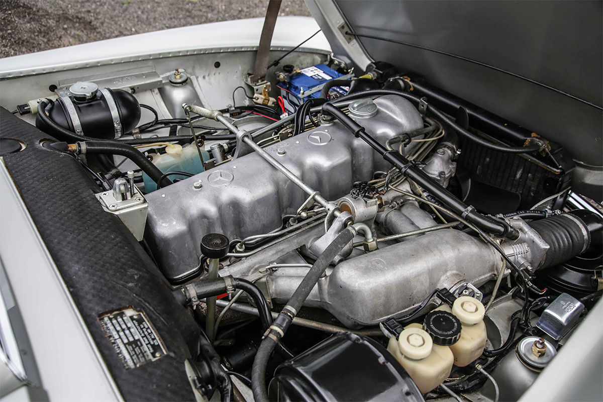 Rare Mercedes-Benz SL Pagoda components - The SLSHOP