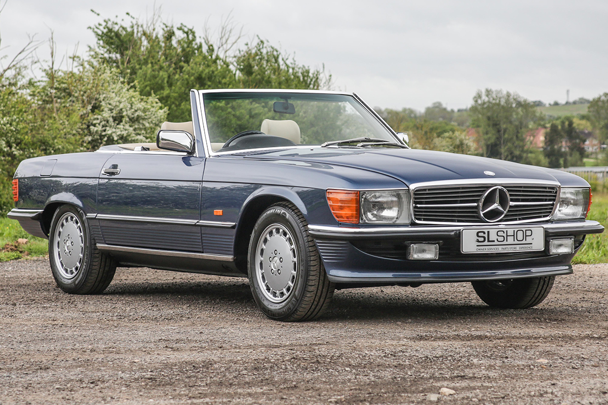 1989 Mercedes-Benz 300SL (R107) #2280 Nautical Blue with Cream MB Tex ...