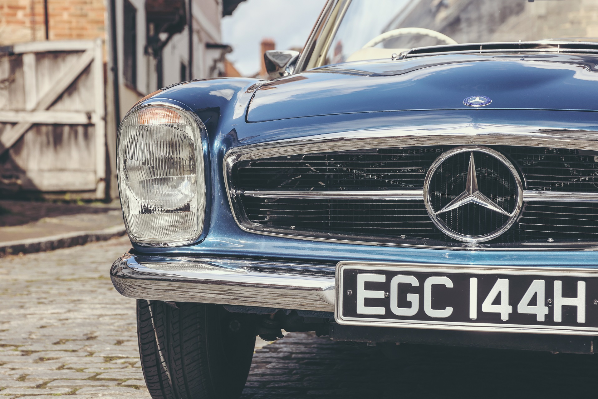 1969 Mercedes-Benz W113 280SL in Blue [387] with Parchment Leather ...