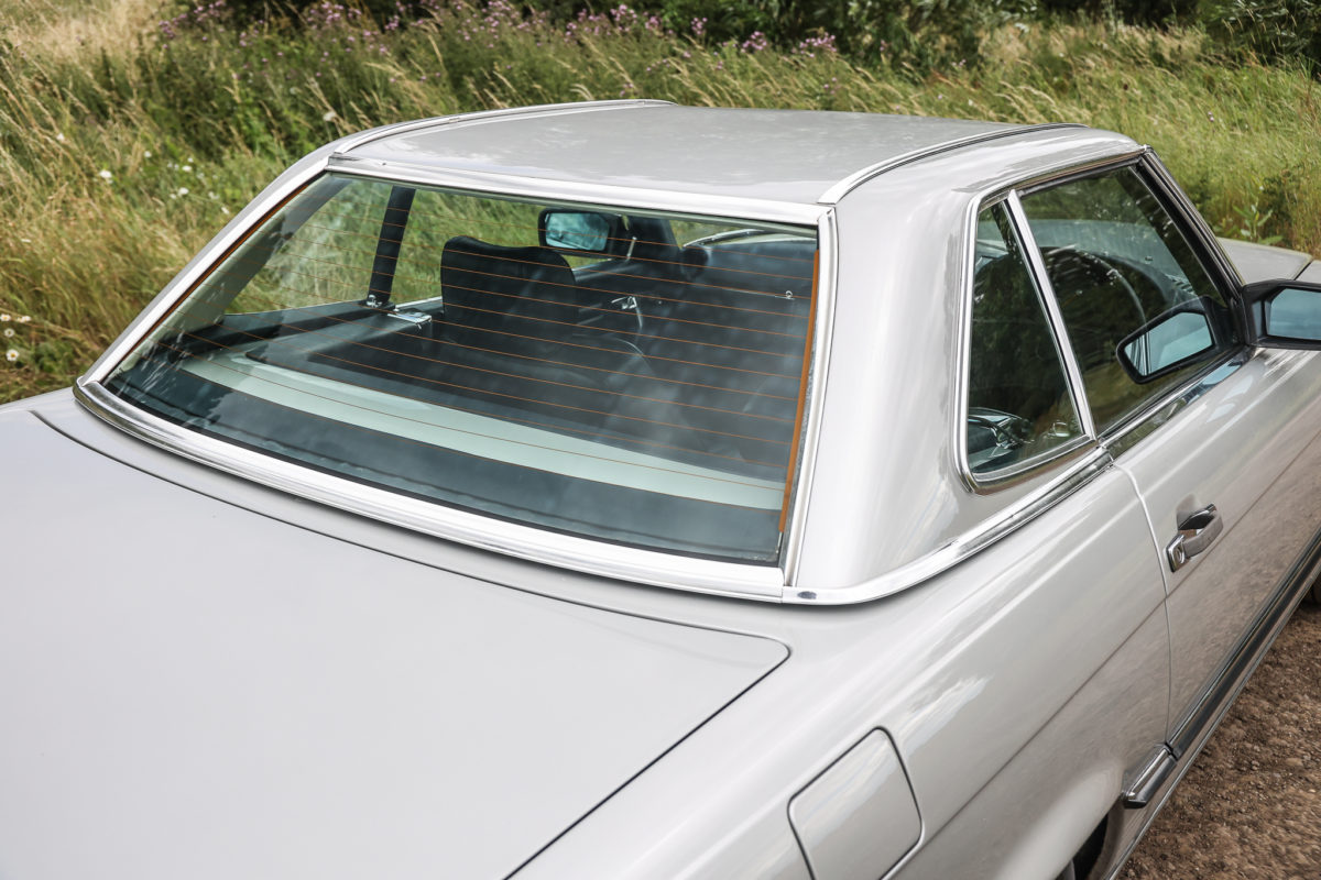 1989 Mercedes-Benz R107 500SL Astral Silver (735) with Royal Blue ...