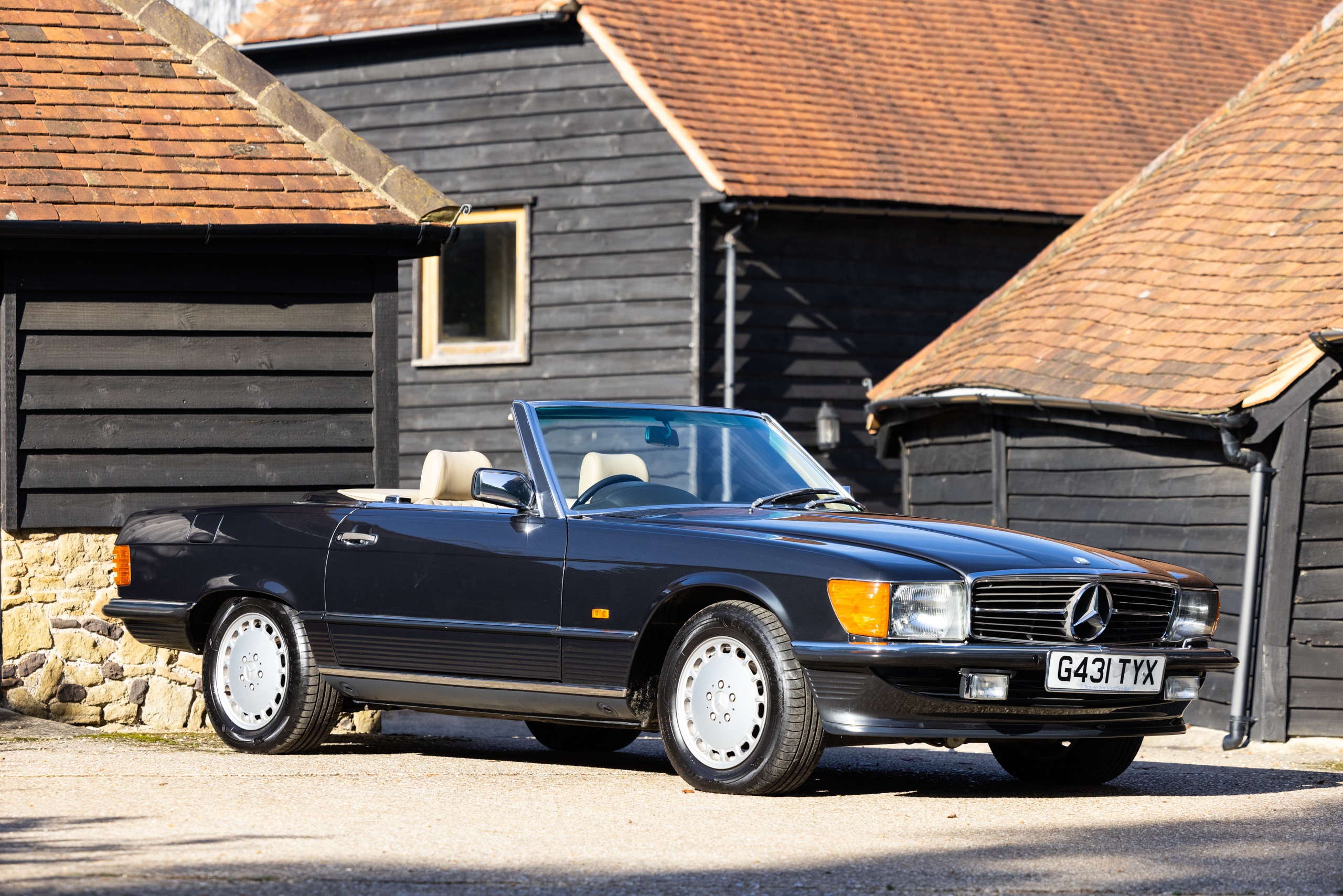 1989 Mercedes Benz R107 500SL Blue Black Metallic (199) with Cream ...
