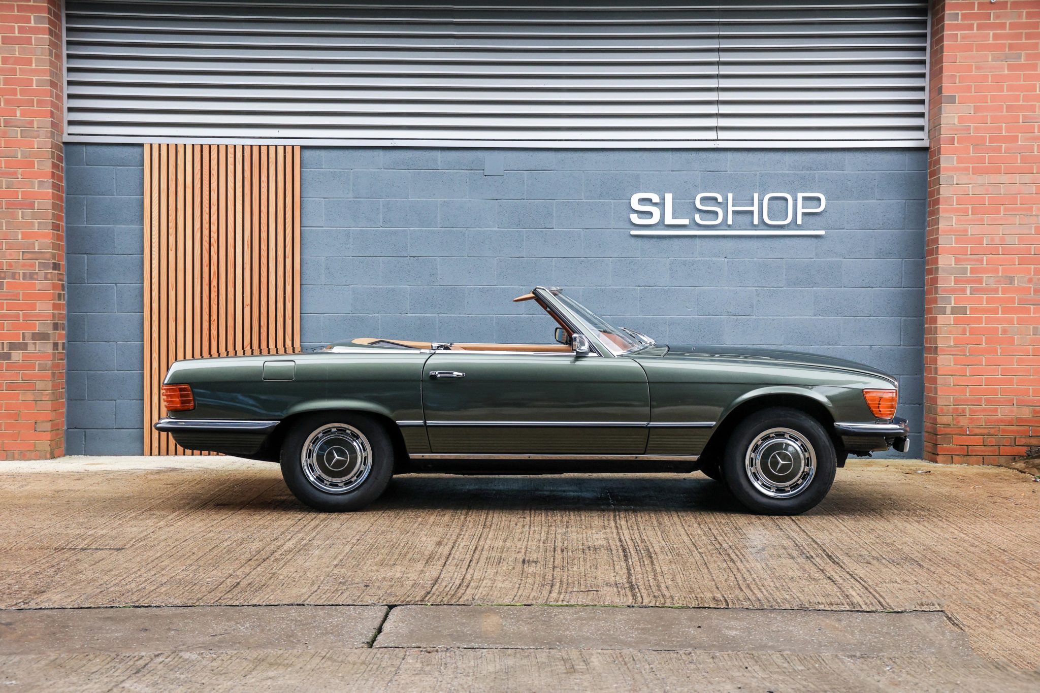 1972 Mercedes Benz (R107) 350SL British Racing Green with Brown Leather ...