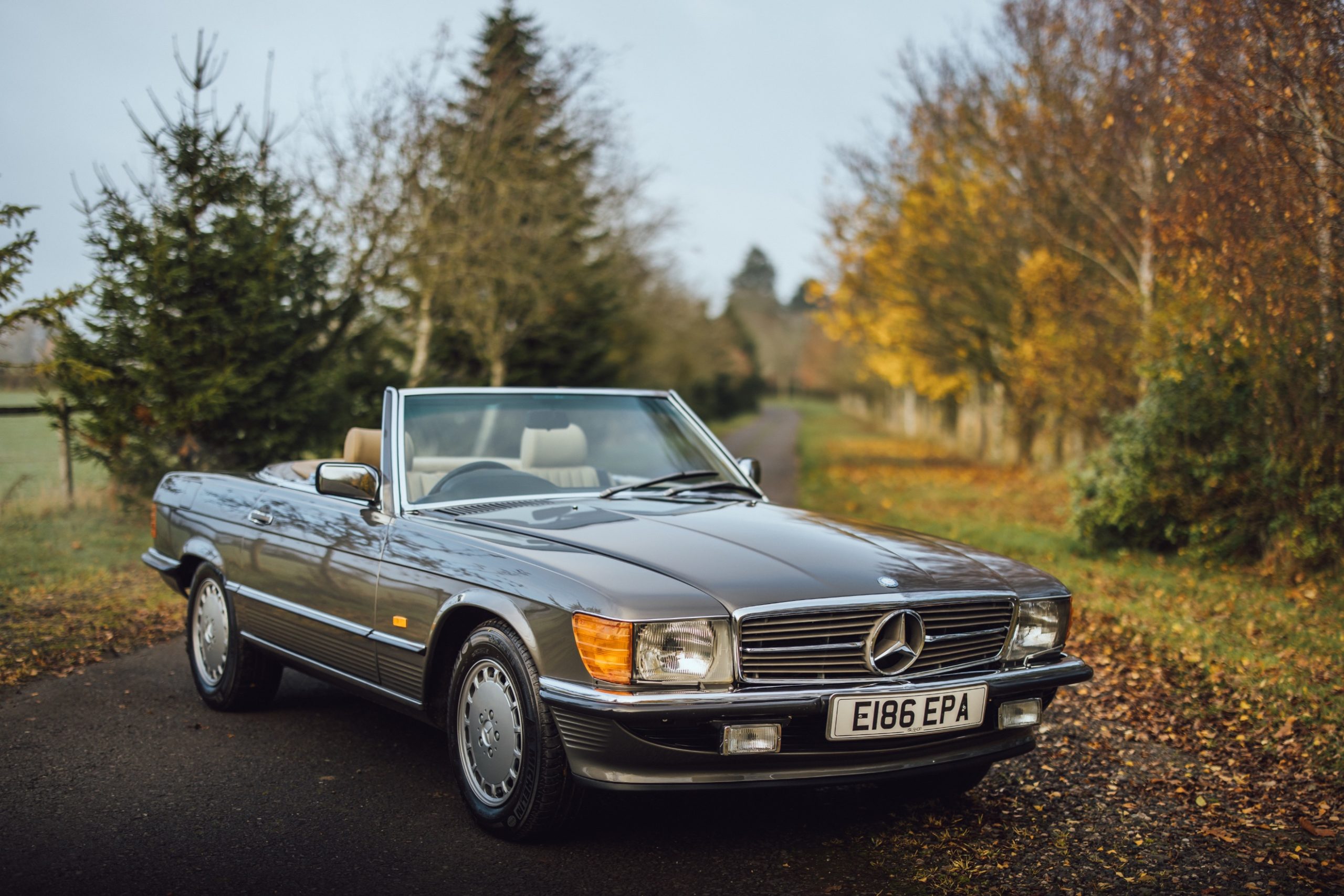 1987 MERCEDES-BENZ R107 420SL - The SLSHOP