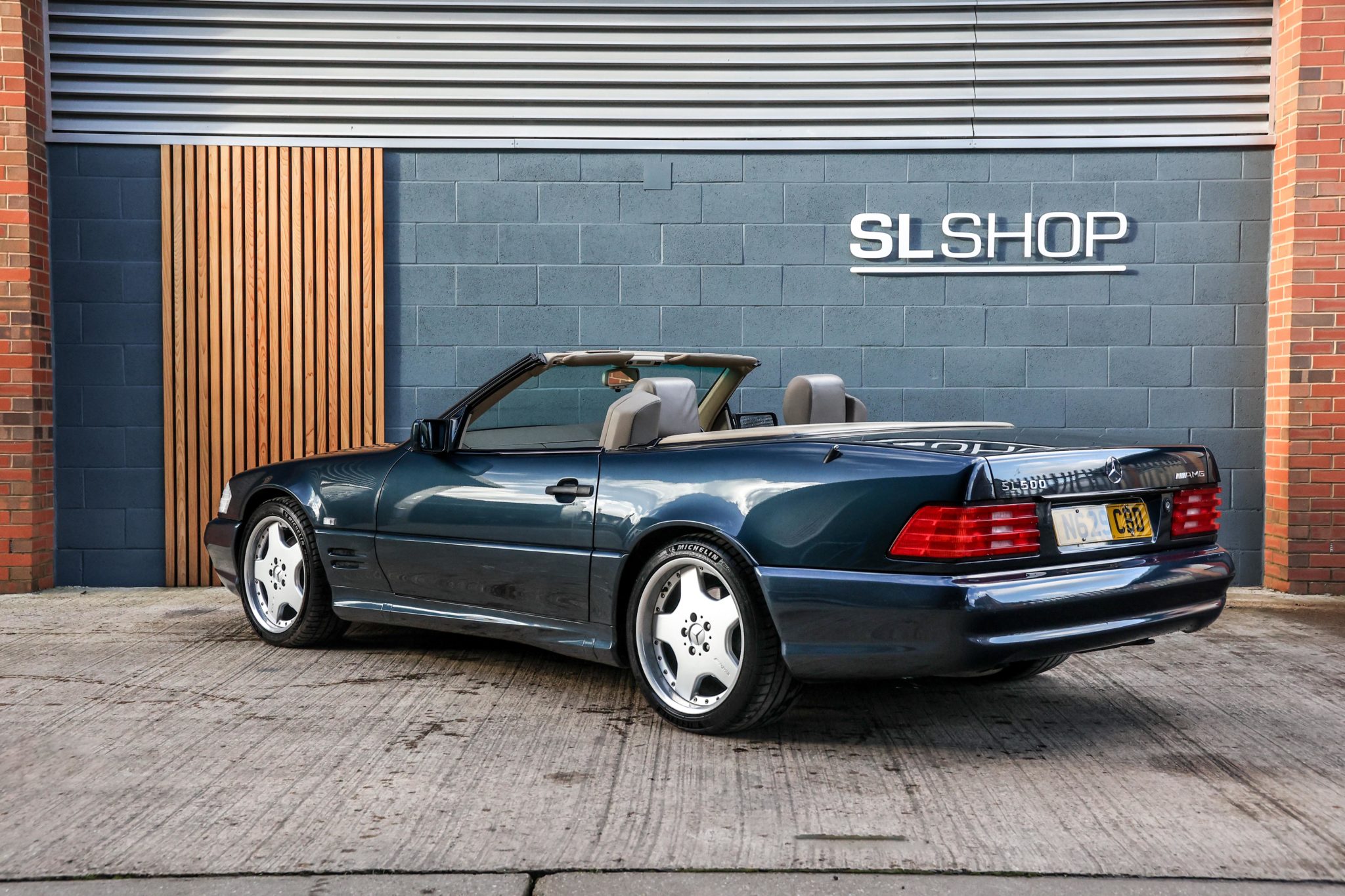 1996 Mercedes Benz R129 SL500 Green Black Metallic (189) with Mushroom ...