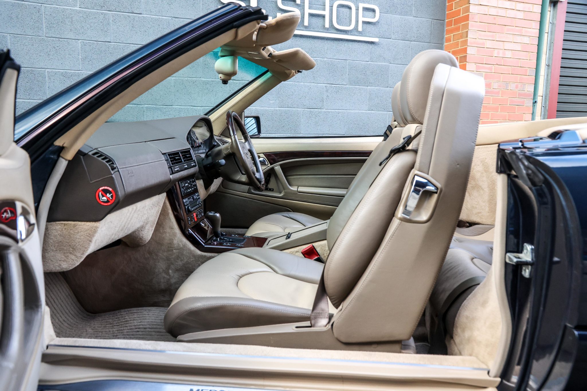 1996 Mercedes Benz R129 SL500 Green Black Metallic (189) with Mushroom ...
