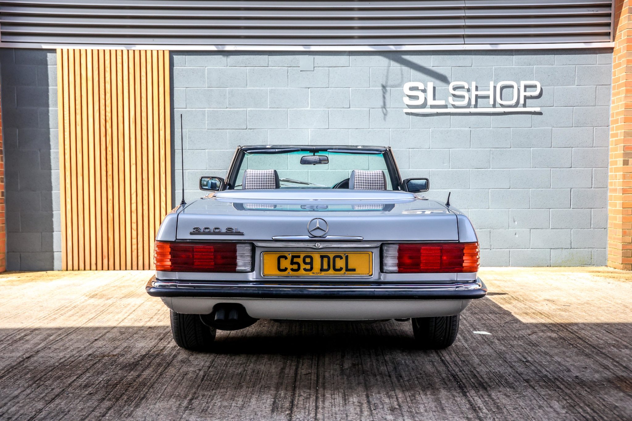 1986 Mercedes Benz R107 300SL Astral Silver (735) with Blue Check (072 ...