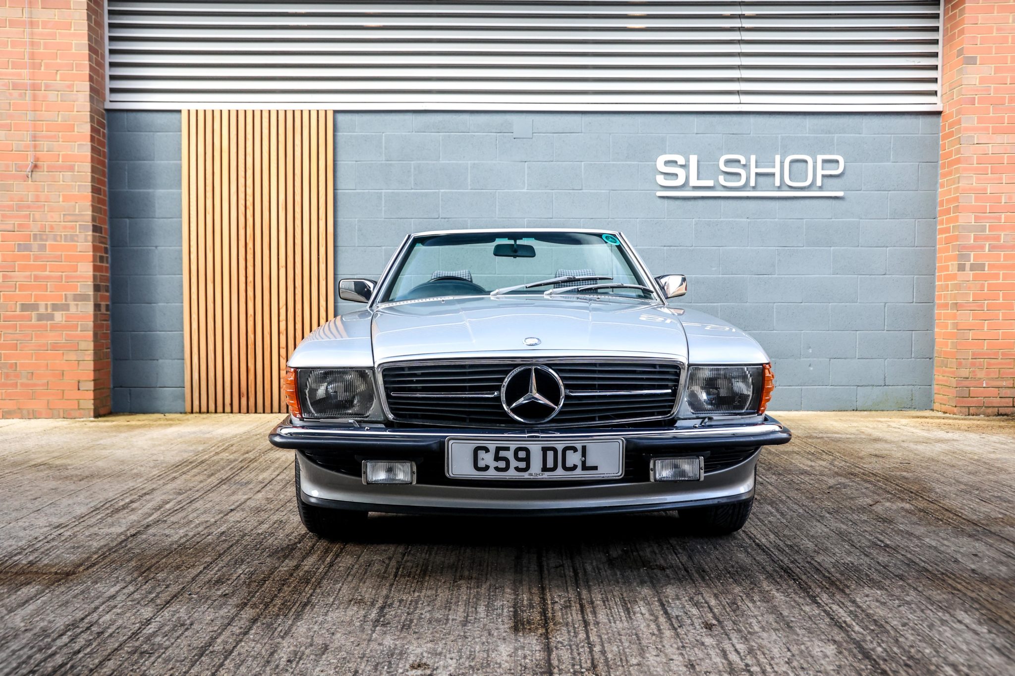 1986 Mercedes Benz R107 300SL Astral Silver (735) with Blue Check (072 ...