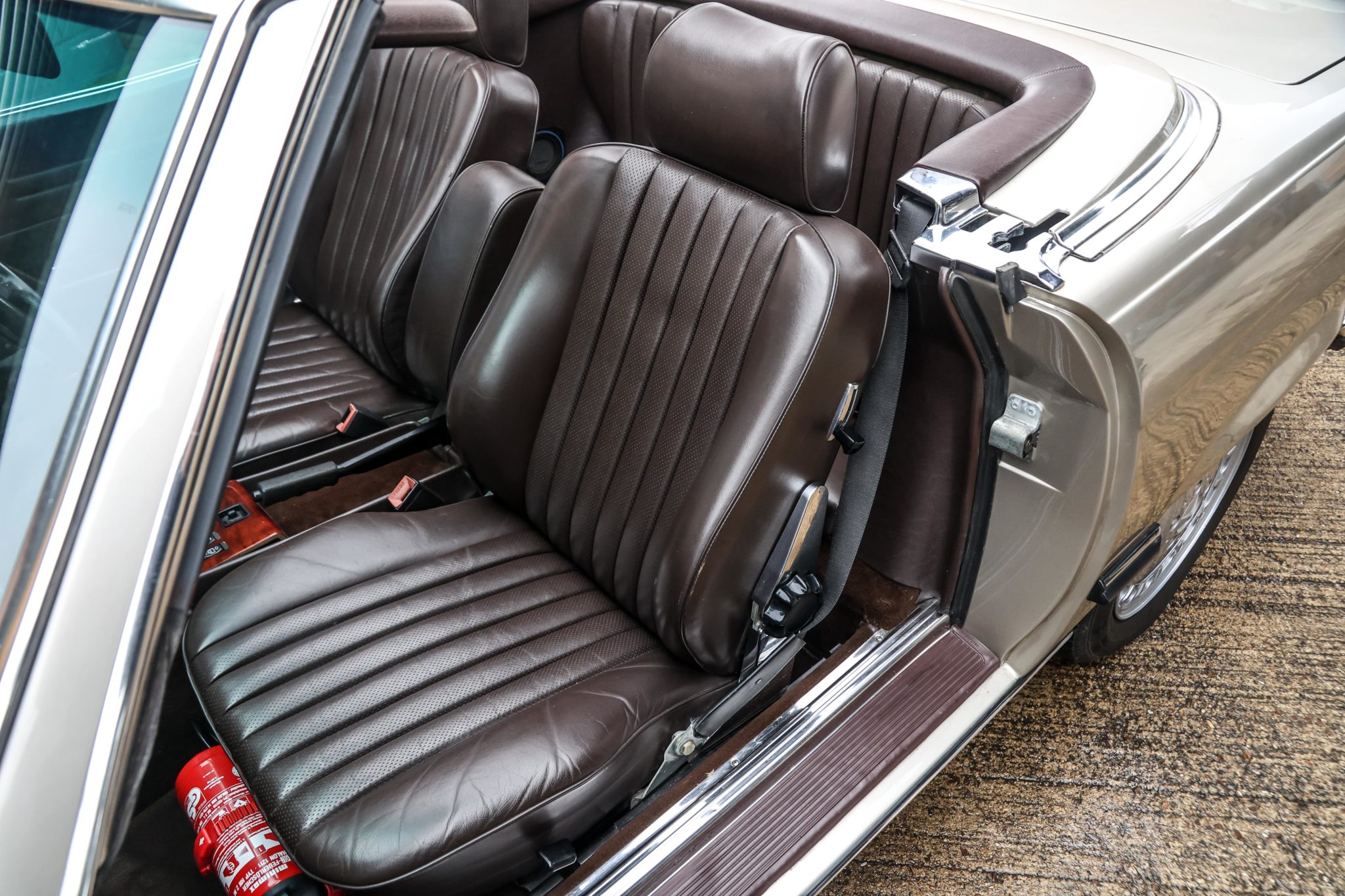 1988 Mercedes Benz R107 500SL Smoke Silver (702) with Brazil Leather ...
