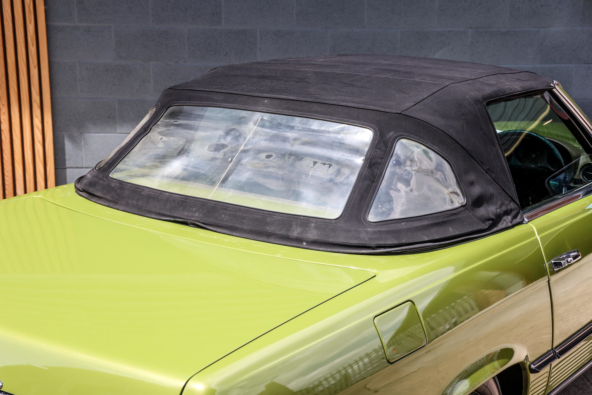 1980 Mercedes Benz R107 350SL Citrus Green (874) with Moss Green ...