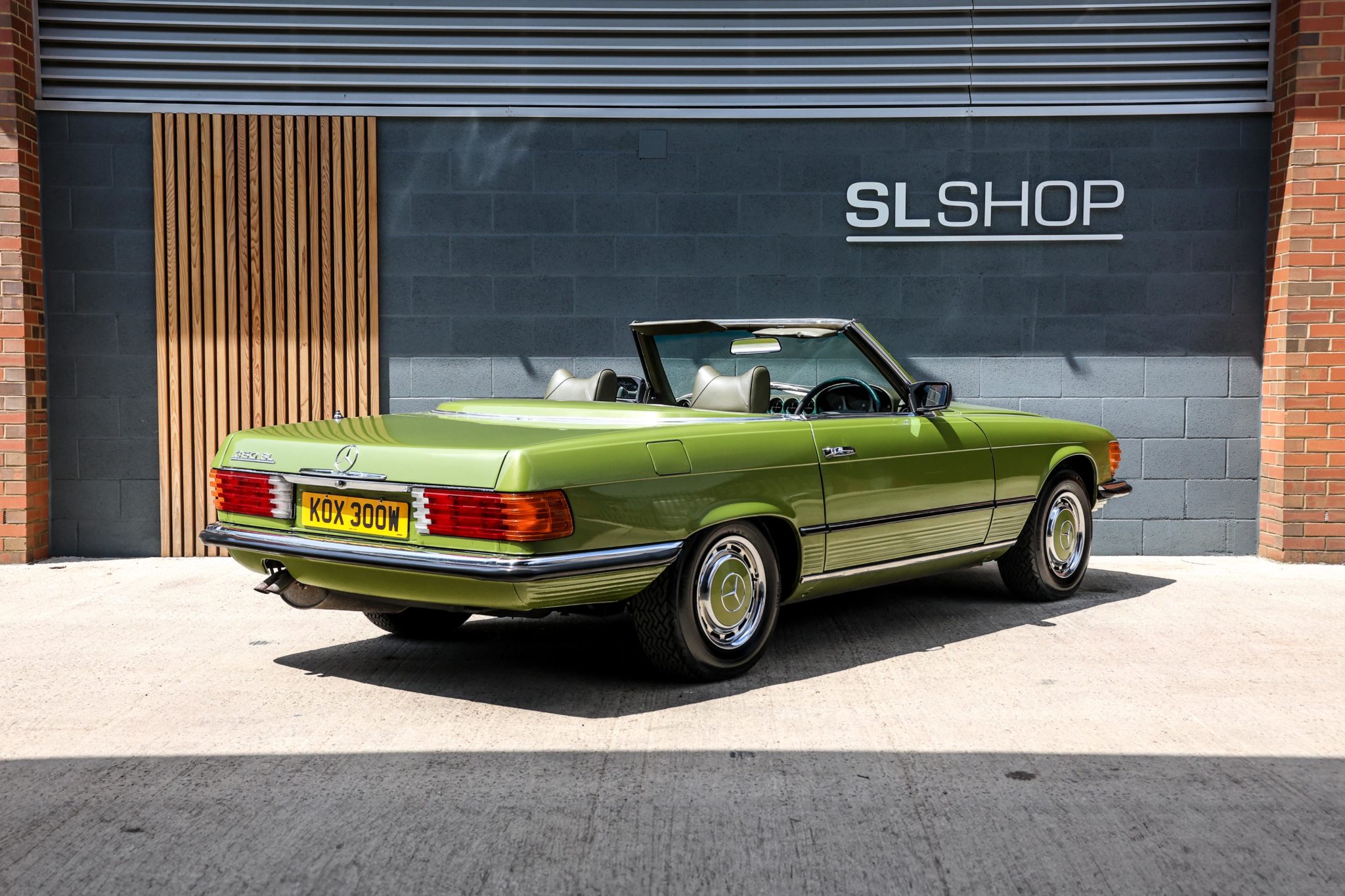 1980 Mercedes Benz R107 350SL Citrus Green (874) with Moss Green ...