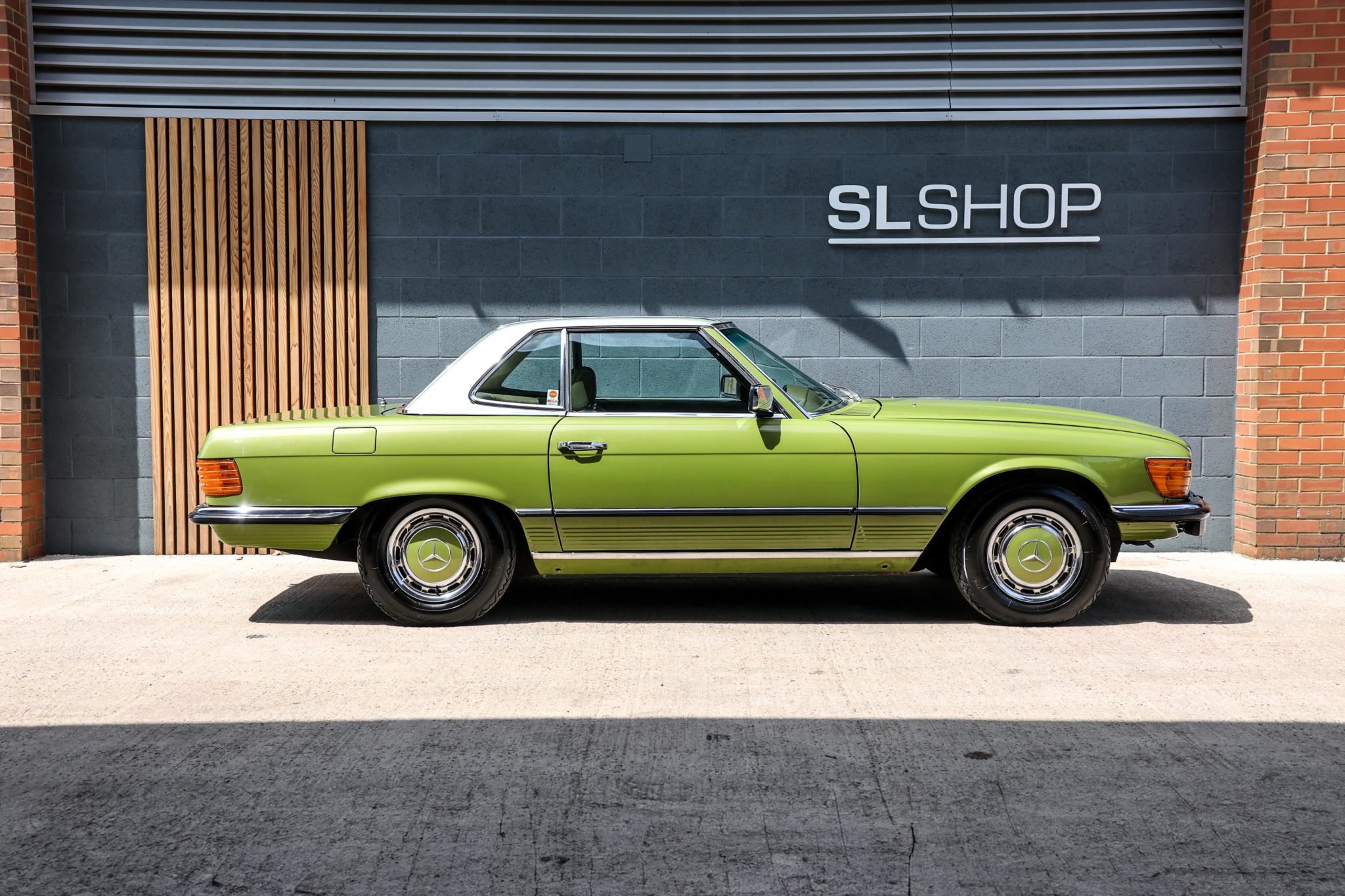 1980 Mercedes Benz R107 350SL Citrus Green (874) with Moss Green ...