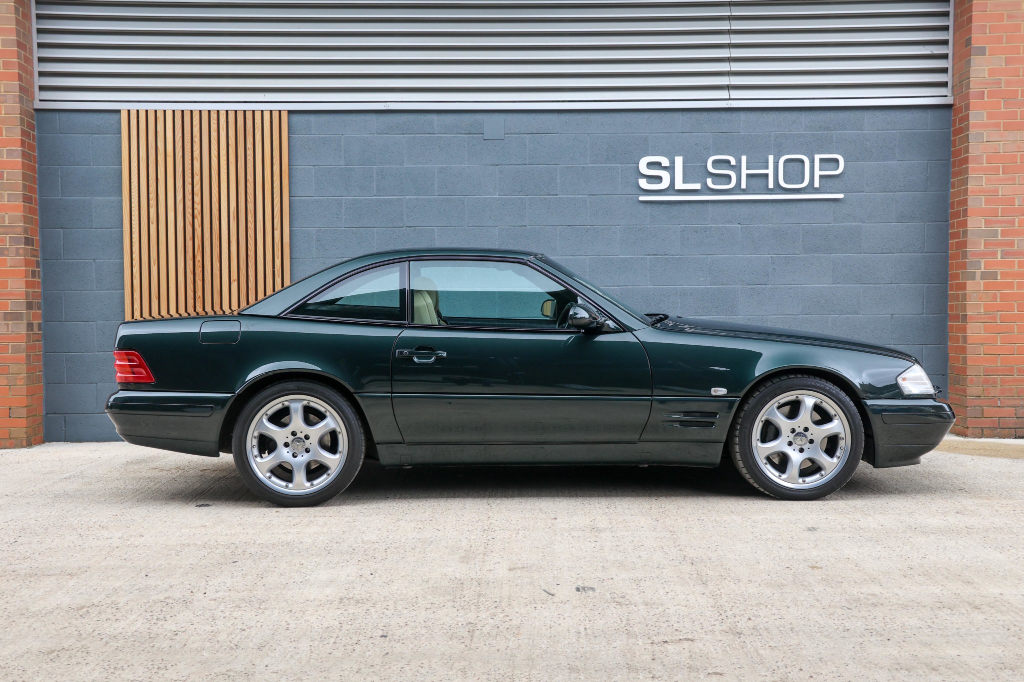 2001 Mercedes Benz R129 SL320 Designo Edition Allanite Green (008) with ...