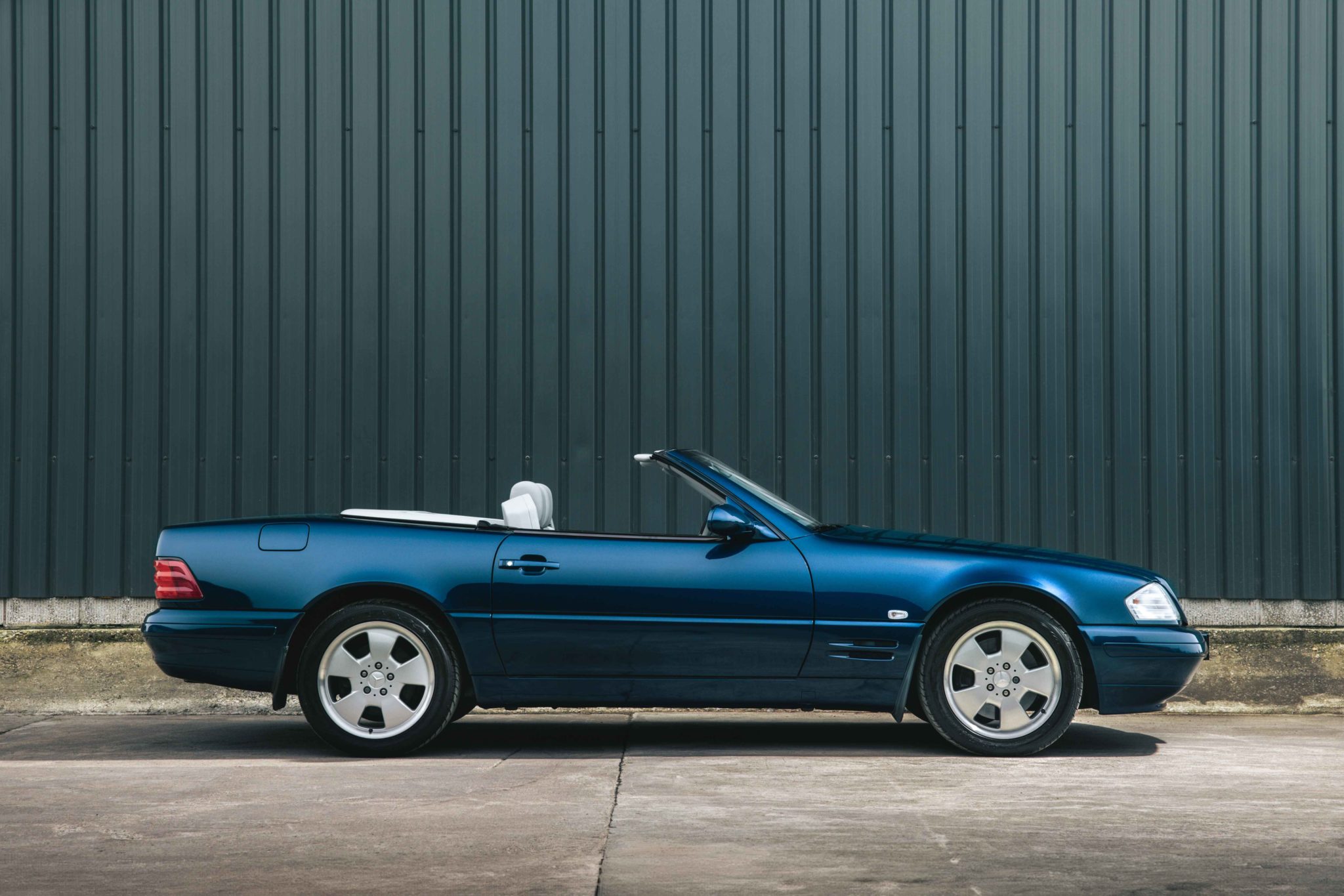 2000 Mercedes Benz R129 SL280 Automatic Azurite Blue (366) with Grey ...