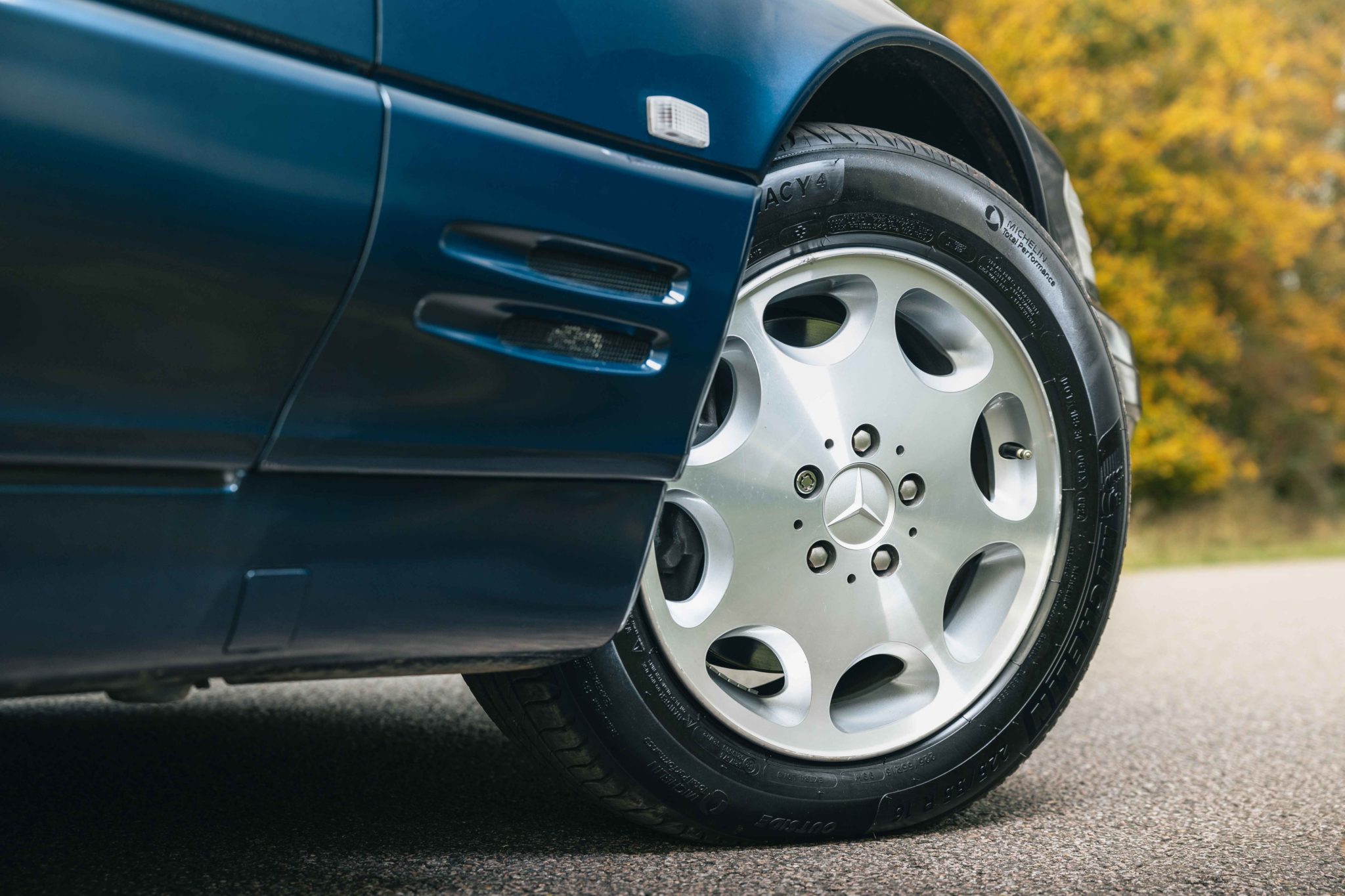 1998 Mercedes Benz R129 SL500 Automatic Azurite Blue (366) with ...