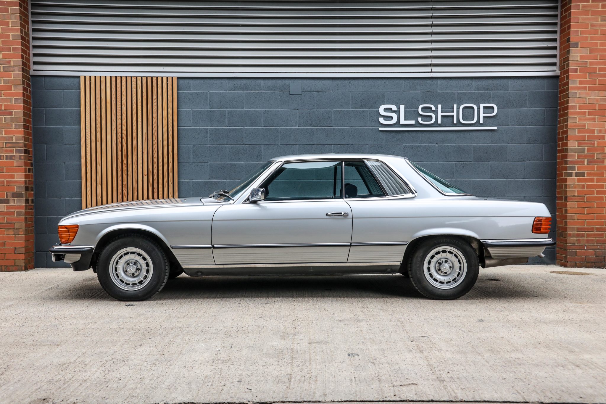 1981 Mercedes Benz C107 280SLC Astral Silver (735) with Blue Velour ...