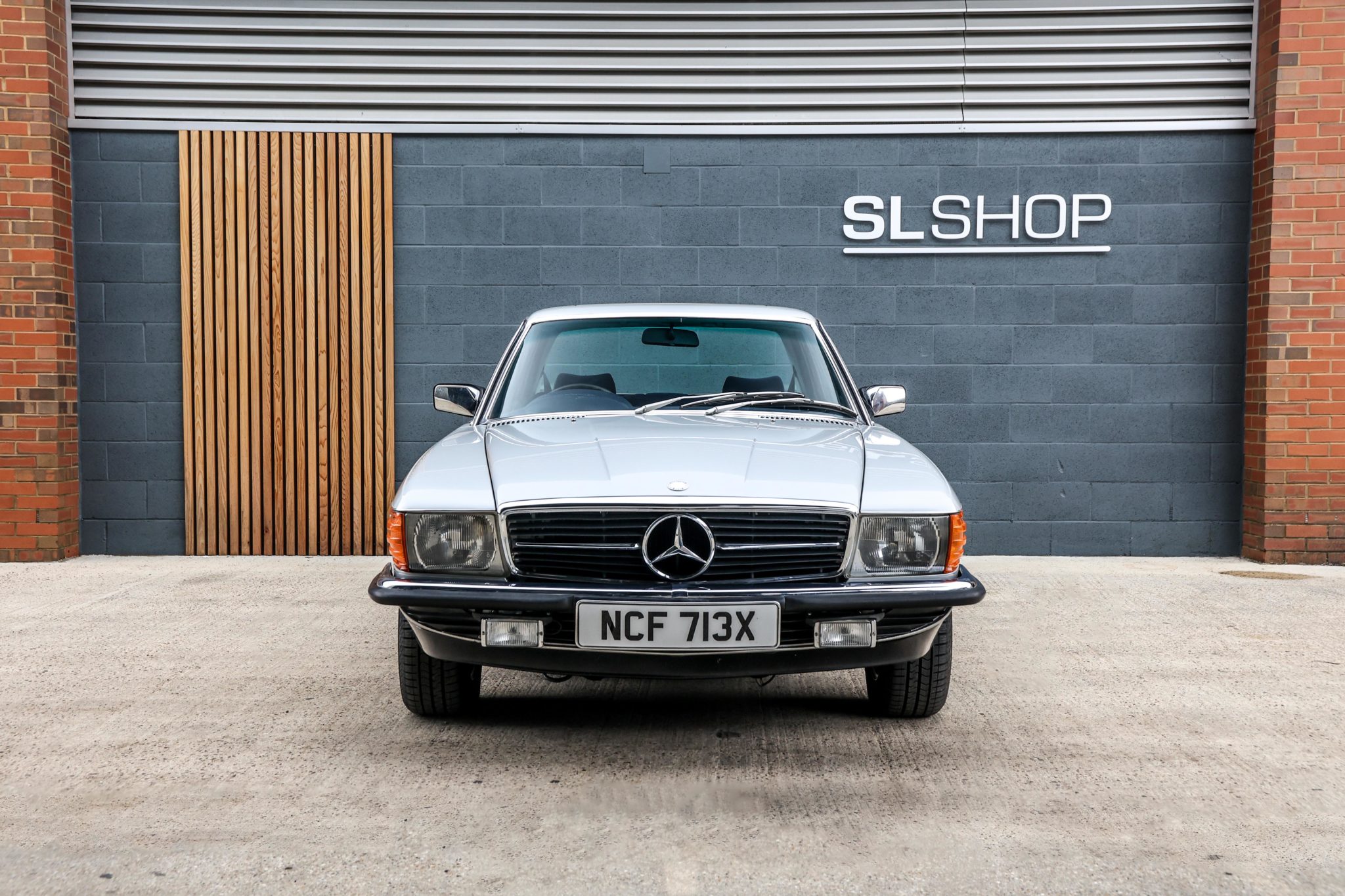 1981 Mercedes Benz C107 280SLC Astral Silver (735) with Blue Velour ...