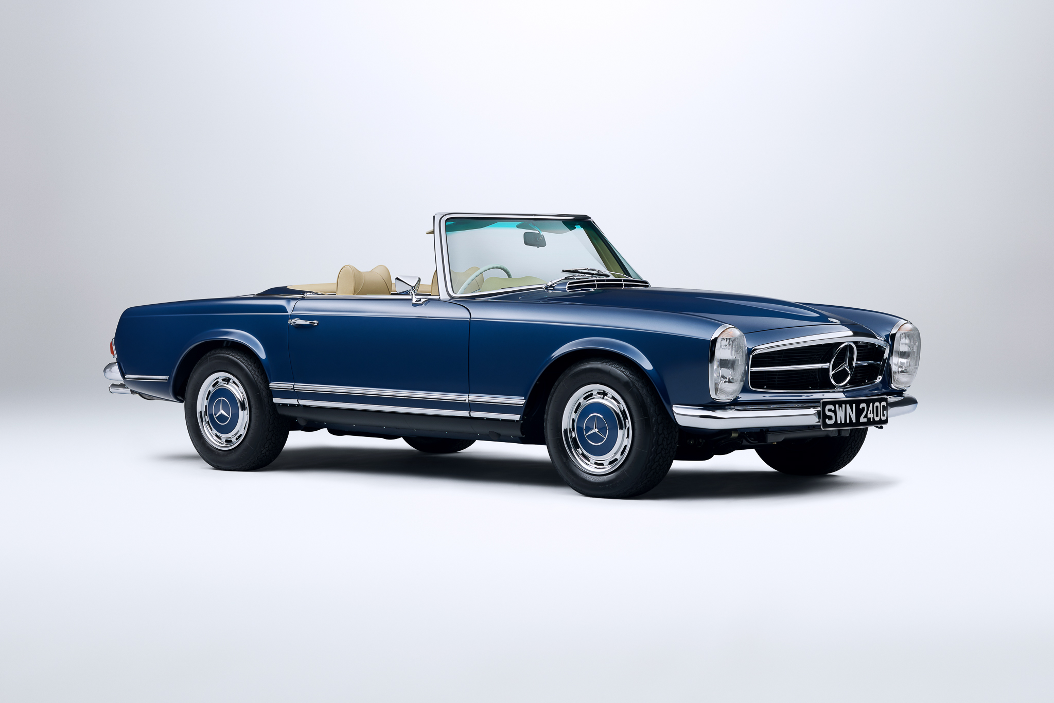 1969 Mercedes Benz W113 280SL Automatic Medium Blue (387) with Cream ...
