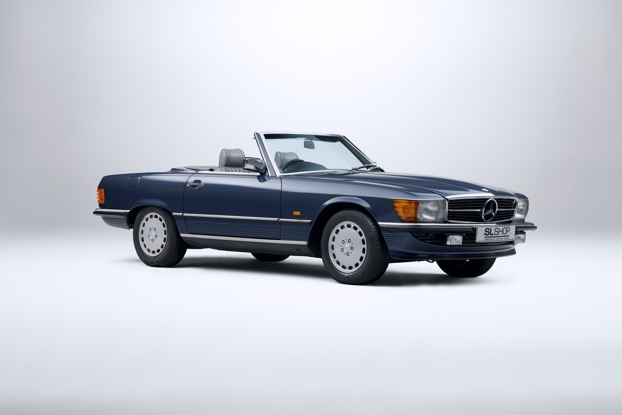 1986 Mercedes-Benz R107 300 SL RHD Auto Nautical Blue (929) with Grey ...