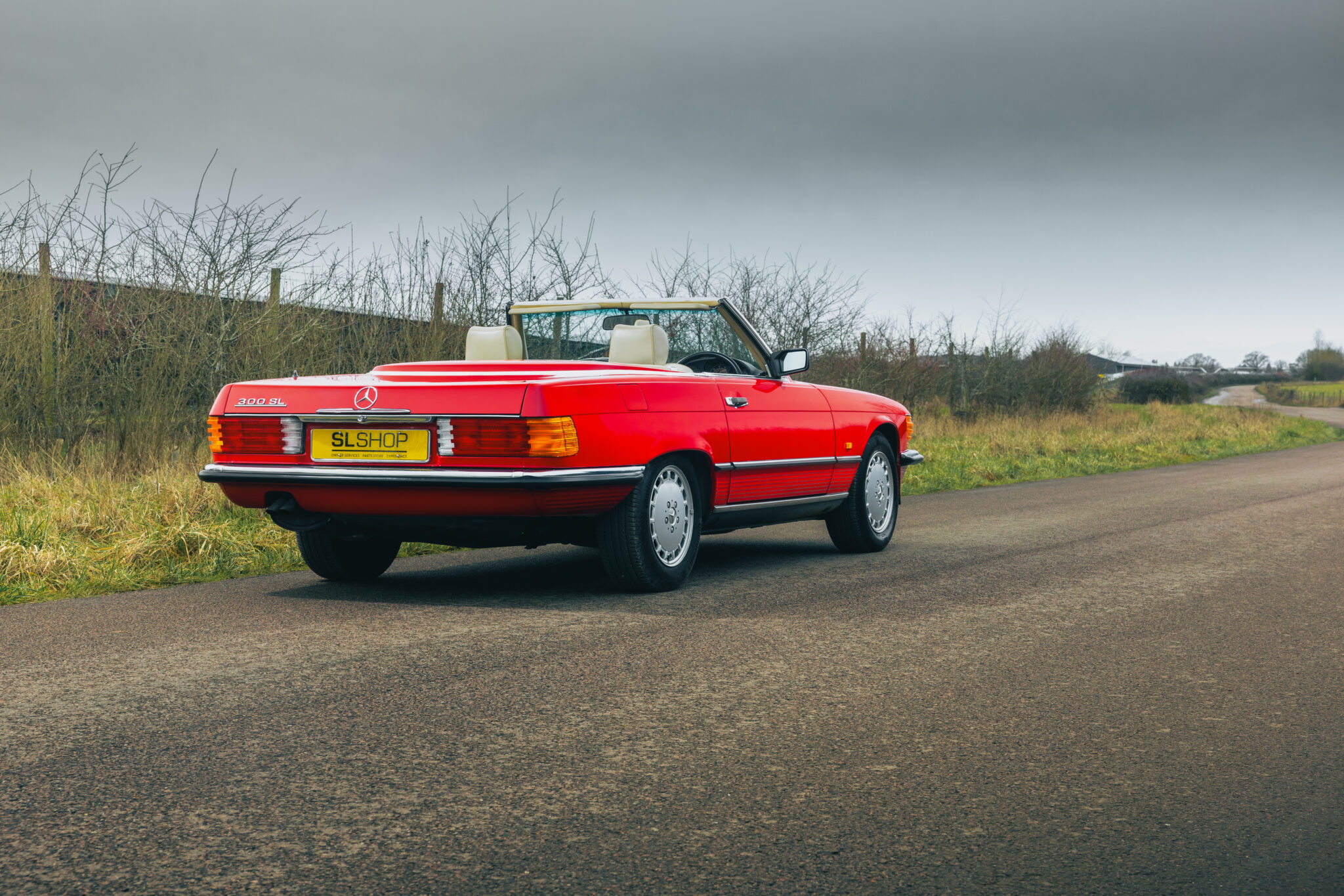 1989 Mercedes-Benz R107 300 SL RHD Auto Signal Red (568) with Cream ...