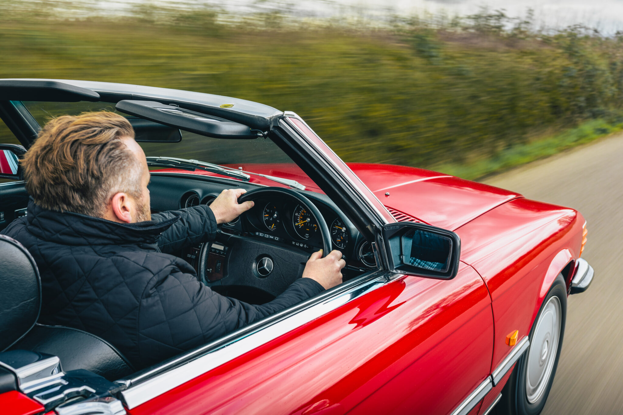 1988 Mercedes-Benz 300SL R107 Signal Red With Black Sports Check F768 ...