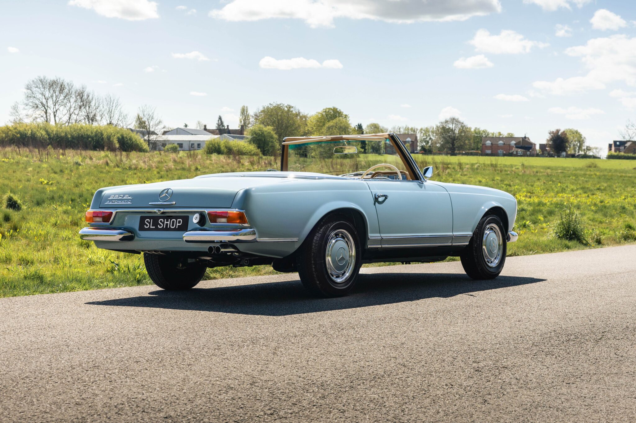 1968 Mercedes-Benz 280SL W113 ULB892F - The SLSHOP